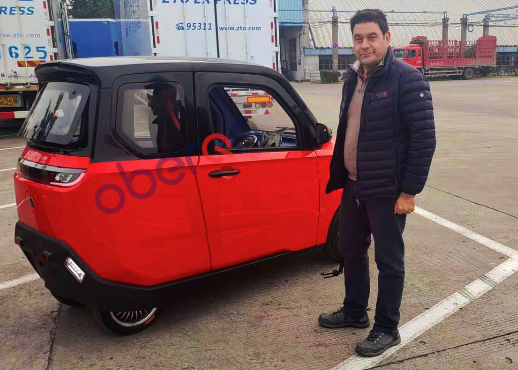 Low Speed EV 3 Wheel City Car with 4KW motor, Air Conditioner, Heat and ...